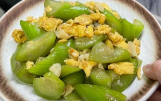 清炒丝瓜怎么做_饭店大厨的秘诀