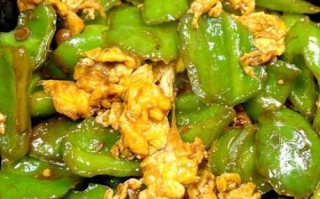 辣椒炒鸡蛋先炒什么_鸡蛋要不要先滑油