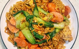 炒方便面最简单的做法_炒方便面需要几分钟