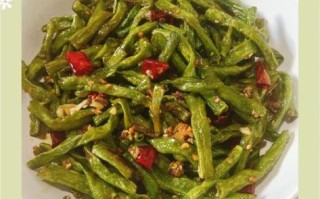 炒豇豆怎么炒才脆_豇豆炒之前要不要焯水