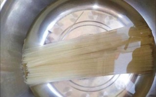 干米线怎么泡才筋道_干米线泡多久不会断