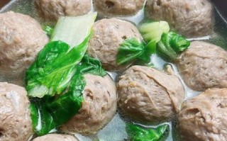 牛肉丸子汤怎么做好吃_牛肉丸子汤的做法窍门
