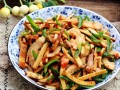 豆干炒肉怎么炒好吃_豆干炒肉用哪种肉最好
