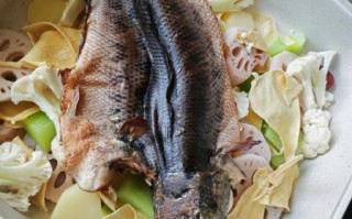 家庭版烤鱼怎么做_烤鱼需要哪些调料