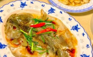 鲈鱼怎么烧好吃_鲈鱼清蒸还是红烧
