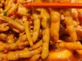 鸡爪煲怎么做_鸡爪煲需要焯水吗