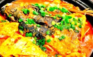 鱼头豆腐火锅怎么做_鱼头豆腐火锅底料怎么选