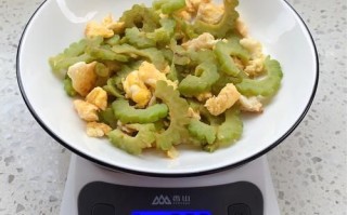 苦瓜炒蛋热量是多少_减肥能吃吗