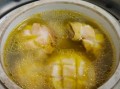 鲍鱼鸡汤的功效与禁忌_孕妇可以喝吗