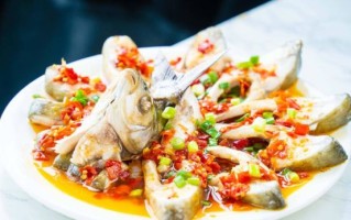 剁椒蒸鱼用什么鱼最好吃_剁椒蒸鱼蒸几分钟才嫩