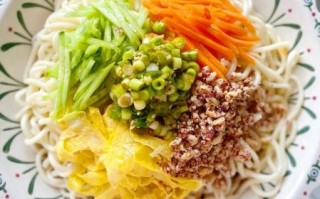 凉面条怎么做_凉面条需要煮多久