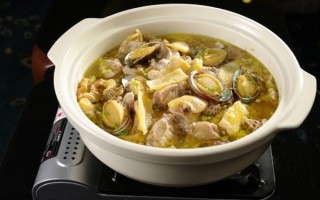 鲍鱼煲鸡的做法_鲍鱼煲鸡的营养价值