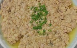 头菜蒸肉饼怎么做_头菜蒸肉饼蒸多久