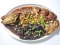 鲶鱼炖茄子怎么做好吃_鲶鱼炖茄子家常做法窍门
