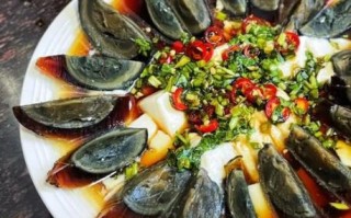 皮蛋豆腐怎么做_凉拌皮蛋豆腐的窍门