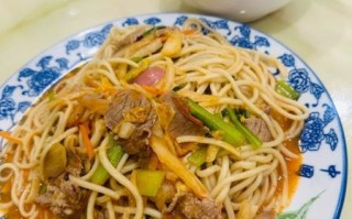 炒牛肉面怎么做_家常炒牛肉面做法 炒牛肉面怎么做_家常炒牛肉面做法