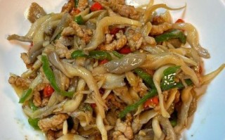 鲜蘑炒肉怎么炒好吃_鲜蘑炒肉用焯水吗