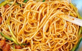 挂面凉拌面怎么做_凉拌挂面需要过冷水吗