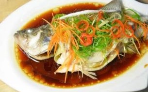 蒸鱼要多长时间_蒸鱼步骤详细教程