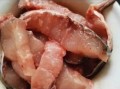 腊草鱼怎么做好吃_腊草鱼蒸制时间多久