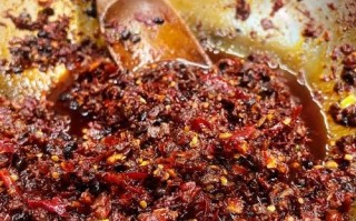 晒干的辣椒怎么做辣椒酱_自制辣椒酱详细步骤