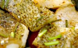 煎鱼怎么不粘锅不破皮_家常煎鱼用什么鱼最好