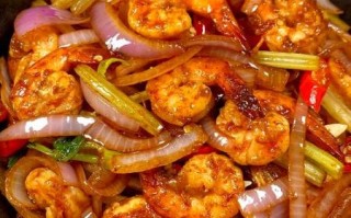 洋葱炒大虾怎么炒好吃_洋葱炒大虾的家常做法