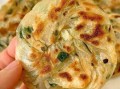 不揉面不和面做葱油饼怎么做_懒人葱油饼做法