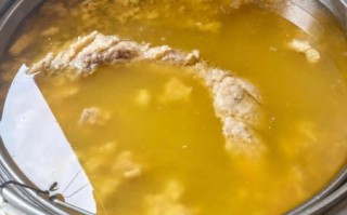 火锅高汤怎么熬会又香又浓_火锅高汤熬多久才够味