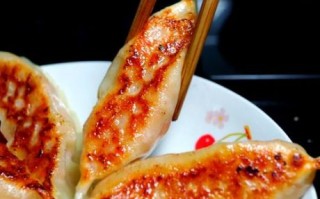 水煎饺怎么煎_不粘锅不破皮技巧