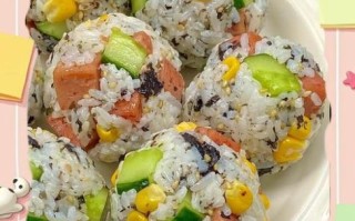 五彩饭团的做法_五彩饭团热量高吗