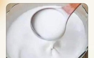 勾芡水淀粉比例_水淀粉怎么调不结块