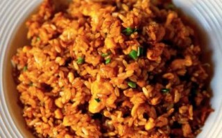 酱油炒饭怎么做才好吃_隔夜饭要不要先蒸