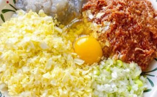 白菜猪肉虾仁饺子馅怎么做_白菜猪肉虾仁饺子馅做法窍门