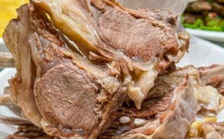 手抓羊肉的来历是什么_手抓羊肉的历史起源