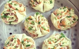 花卷怎么做_家常花卷的做法