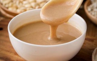 八珍糕粉适合什么人吃_八珍糕粉的功效与作用