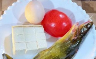 黄鱼豆腐汤怎么做好吃_黄鱼豆腐汤的做法步骤