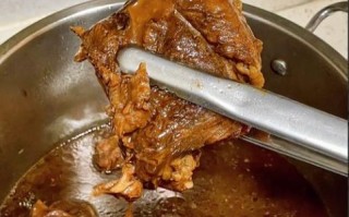 五香酱牛肉怎么做_家庭版五香酱牛肉配方