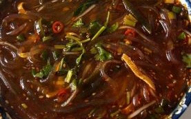 酸辣粉怎么做好吃_酸辣粉的家常做法视频