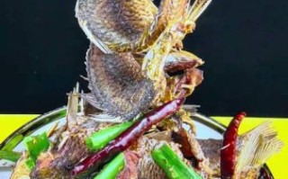 酥鲫鱼的家常做法_酥鲫鱼怎么做才酥脆