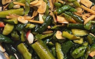 辣椒咸菜怎么做_辣椒咸菜能保存多久
