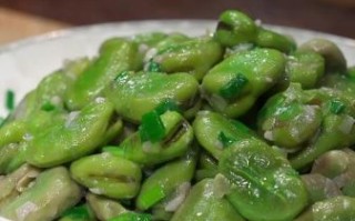 炒鲜蚕豆怎么做好吃_鲜蚕豆用焯水吗