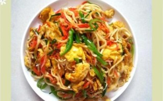 鸡蛋炒面怎么做好吃_家常鸡蛋炒面做法步骤