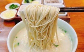 鱼汤面怎么做_鱼汤面用什么鱼