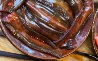 家常鳝鱼火锅怎么做_鳝鱼火锅底料怎么炒