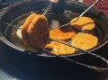 路边摊稀面馅饼怎么做_稀面馅饼为什么软而不破