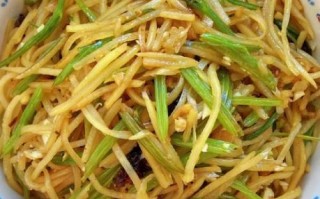 毛芹菜怎么炒好吃_毛芹菜的做法大全