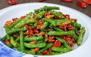 炒豆角要不要先焯水_豆角焯水多久才脆绿