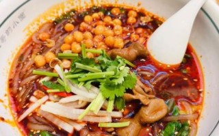 肥肠酸辣粉怎么做_肥肠酸辣粉热量高吗